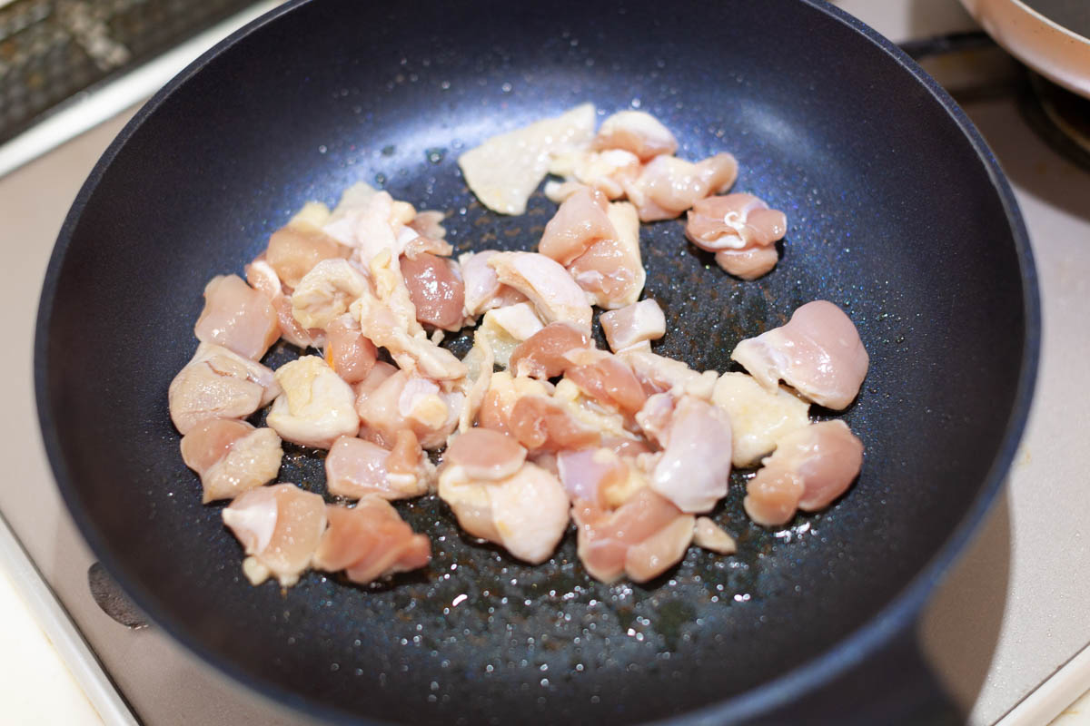 【ハローフレッシュ】レシピの紹介：ローズマリー香る鶏肉のクリーミーグラタン（2人分） | monlog